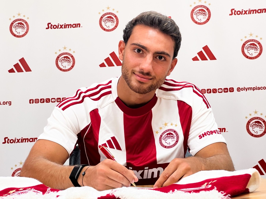 Στον Ολυμπιακό με κάθε επισημότητα ο Μπιλάλ - ArenaChios